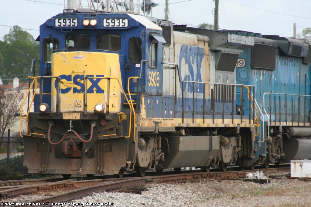 CSX 5935